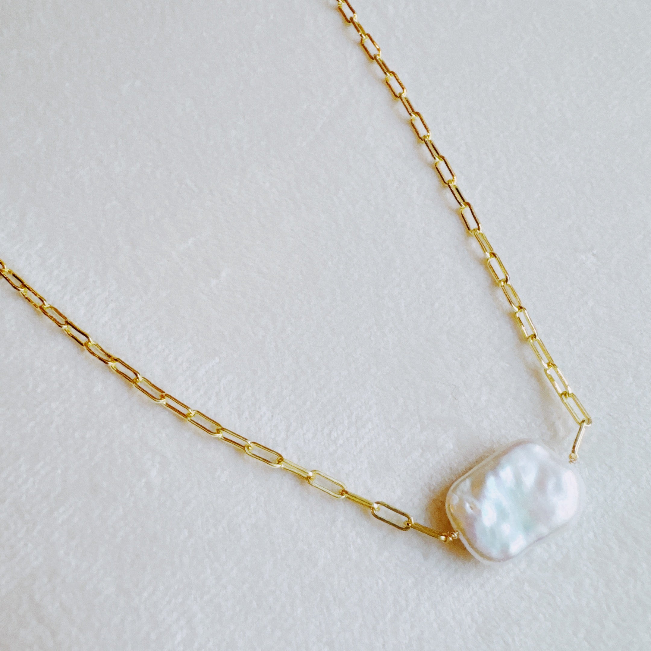 Hannah Baroque Pearl Chain Necklace – Ellisonyoung.com
