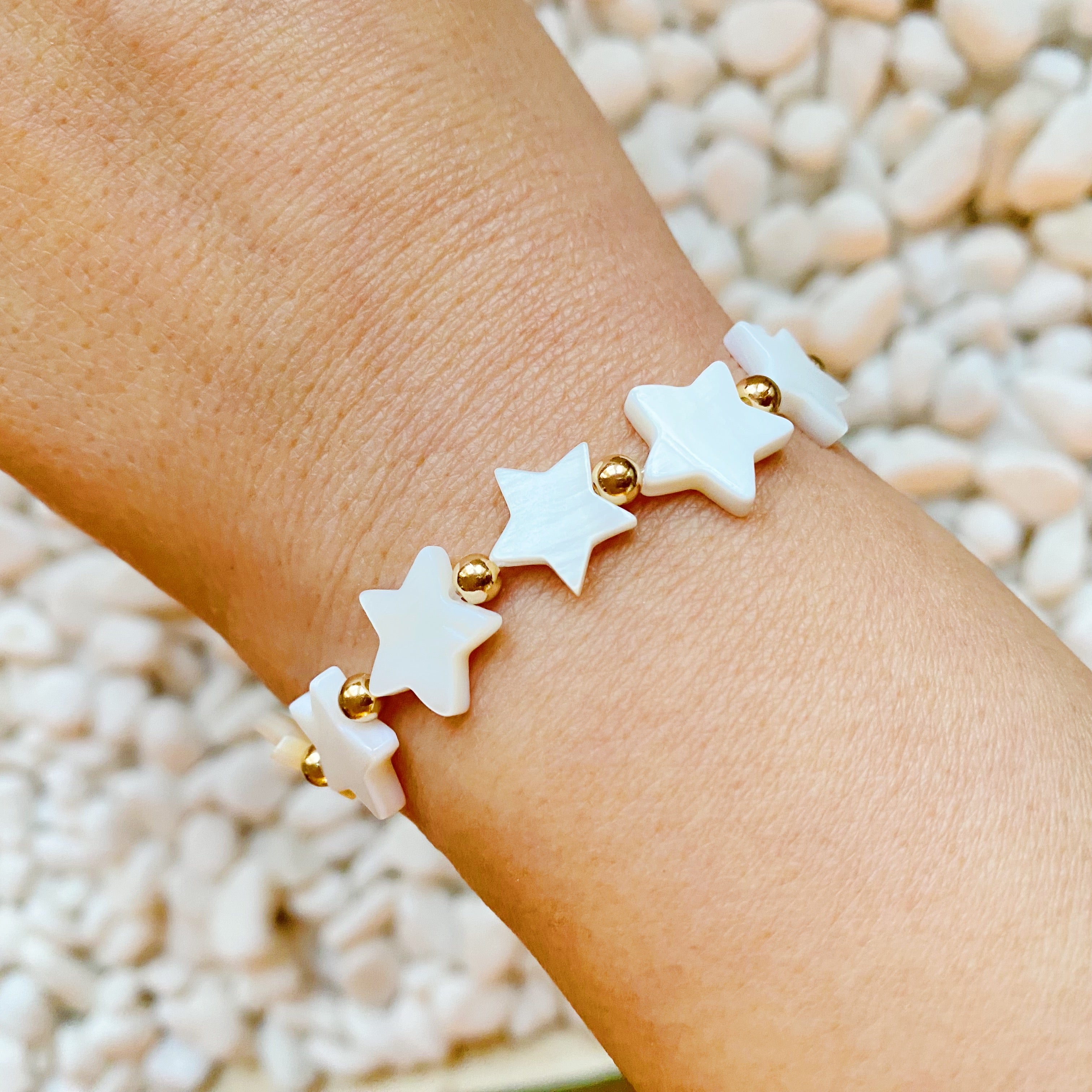 Shelly Star Stretch Bracelet – Ellisonyoung.com